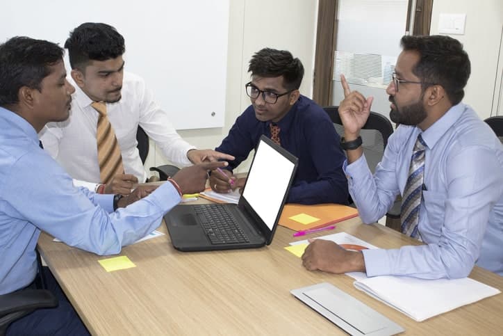 Qu’est-ce qu’on attend d’un chef de service ? - J’aime Mon Job